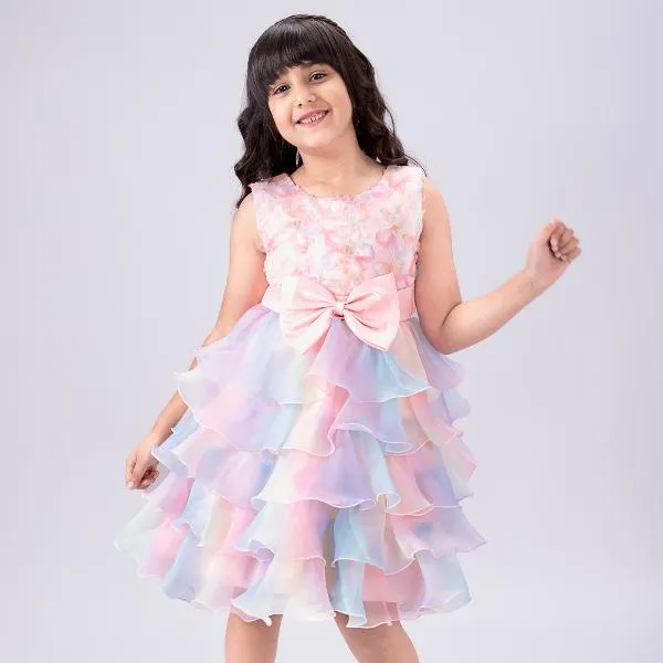 Stylish Dresses for Girls Online at Best Prices | Hopscotch